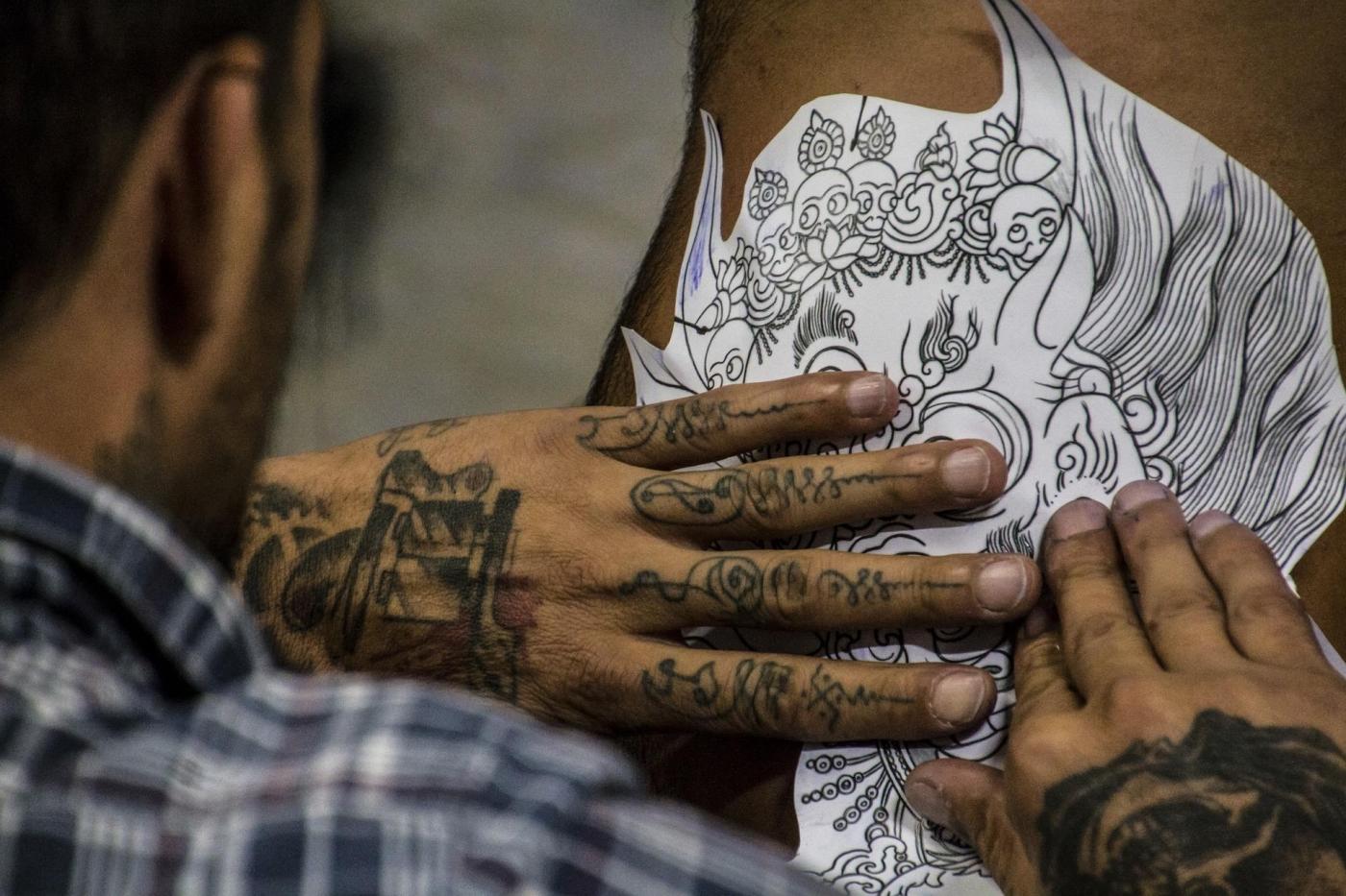 Perbedaan Desain Tato Arab Yang Sangat Khas | Superprof